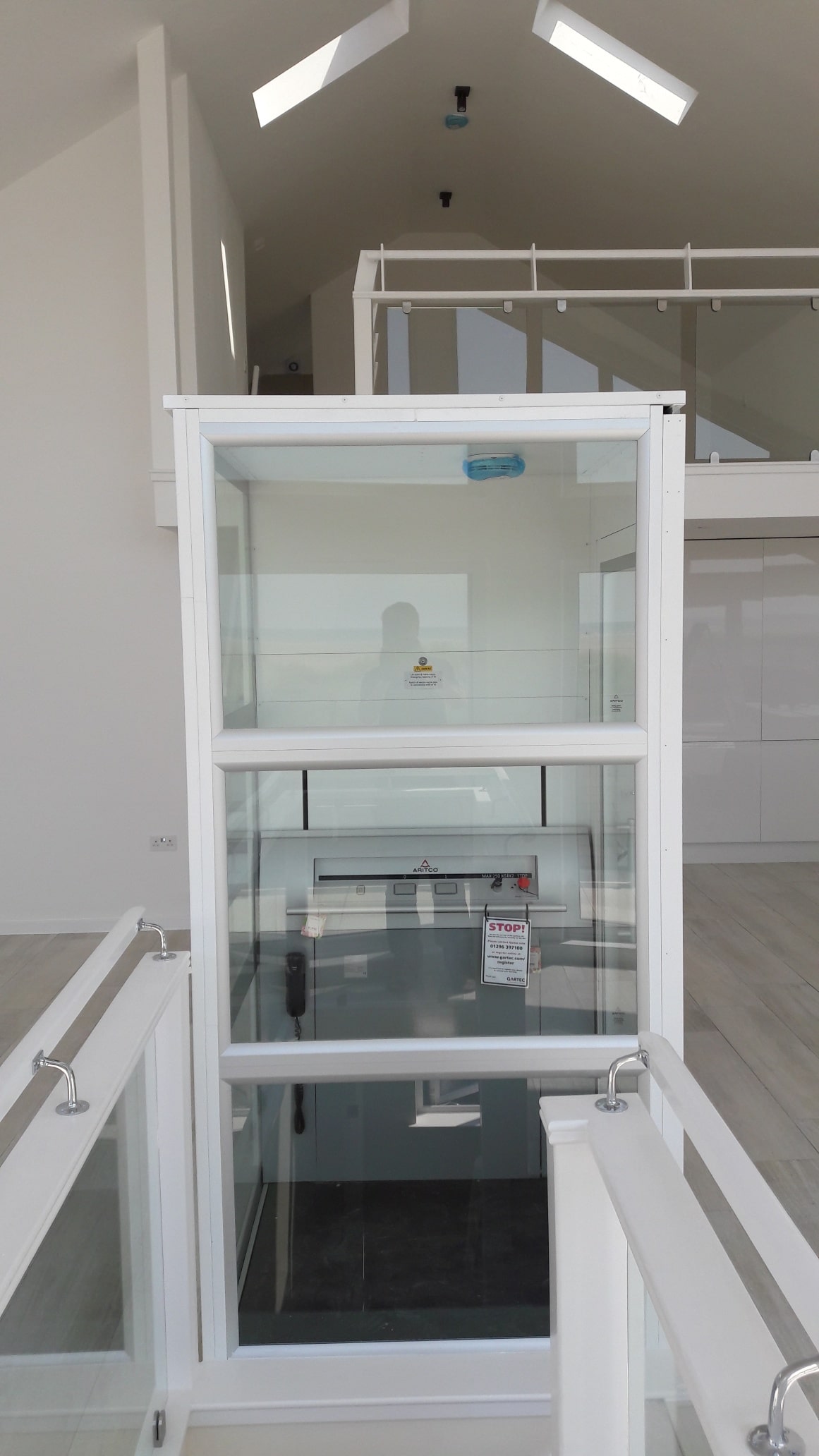 Gartec 6000 (North Promenade) - Gartec Lifts