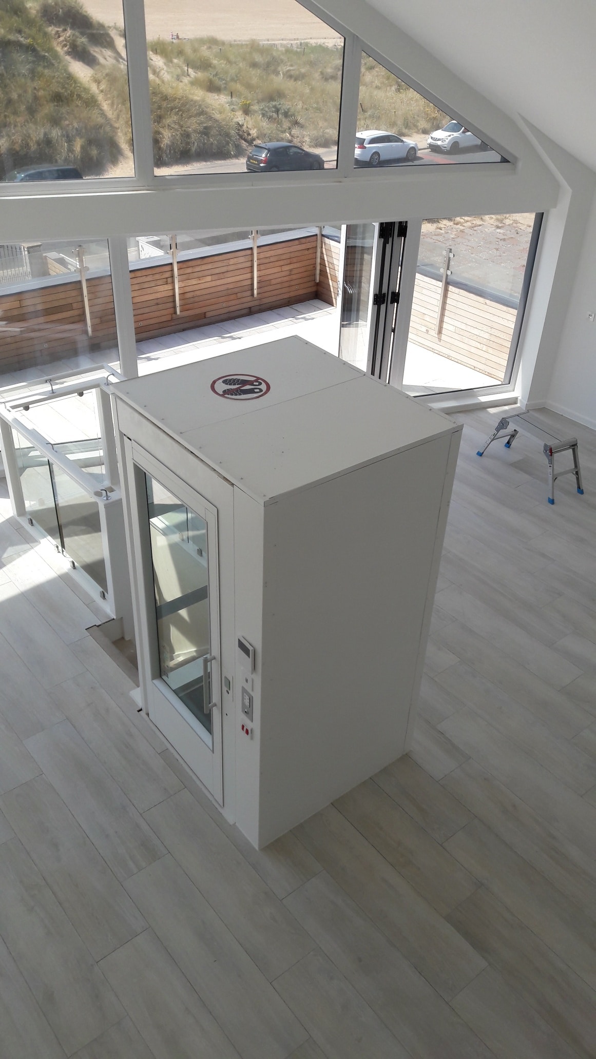 Indoor & Outdoor Vertical Platform Lifts | Sustainable Industrial ...