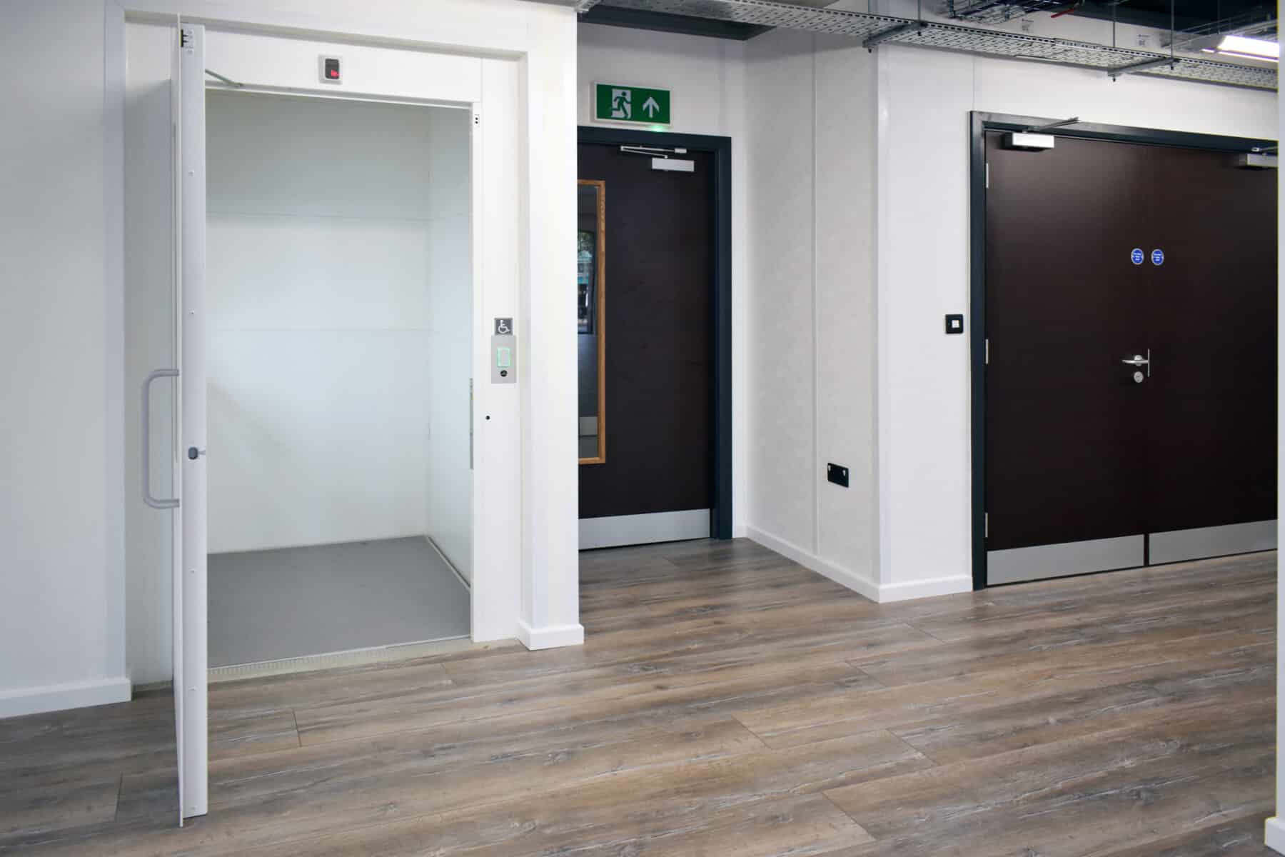 Commercial Platform Lifts UK | Award-Winning Lift Solutions | Gartec